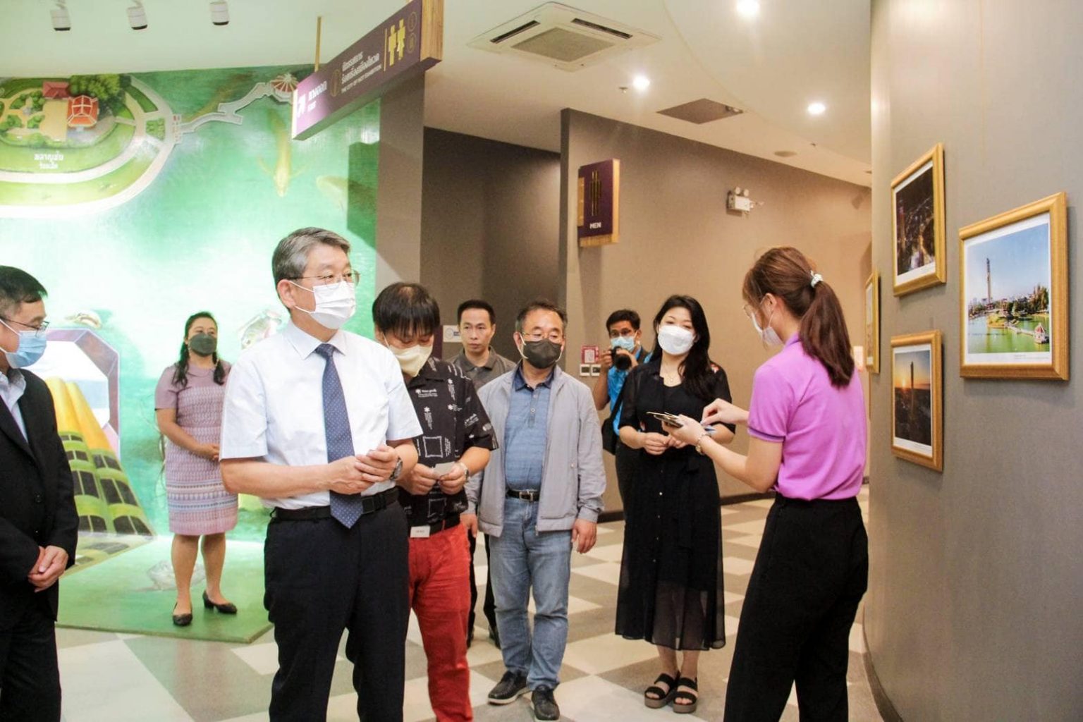 วันที่ ๑๑ พฤศจิกายน ๒๕๖๕ เวลา ๑๐.๐๐ น. เทศบาลเมืองร้อยเอ็ด นำโดย นายธรรมศักดิ์ ชิตทรงสวัสดิ์ ...